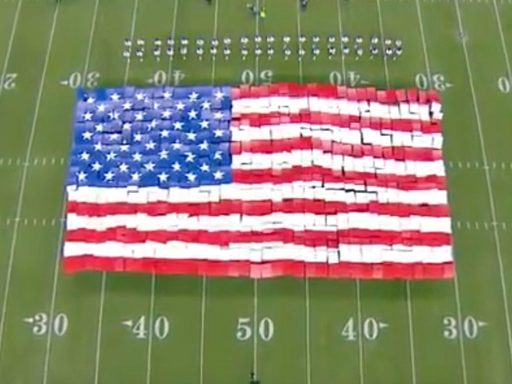 USA National Anthem Card Stunt – NFL Monday Night Football Game in ...