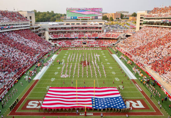 50’ x 100’ Big American Flag – University of Arkansas Razorbacks ...